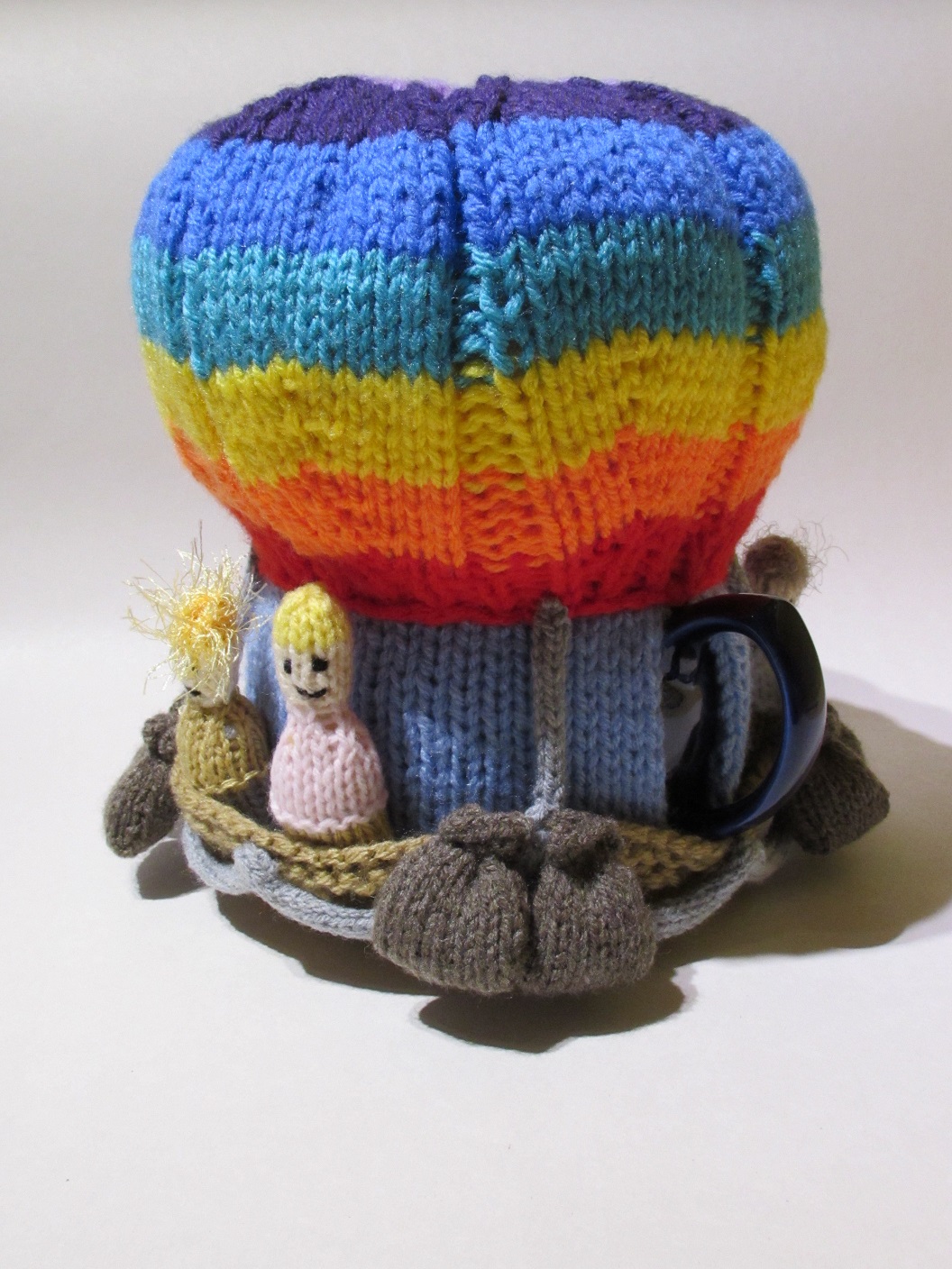 Hot Air Balloon tea cosy knitting pattern