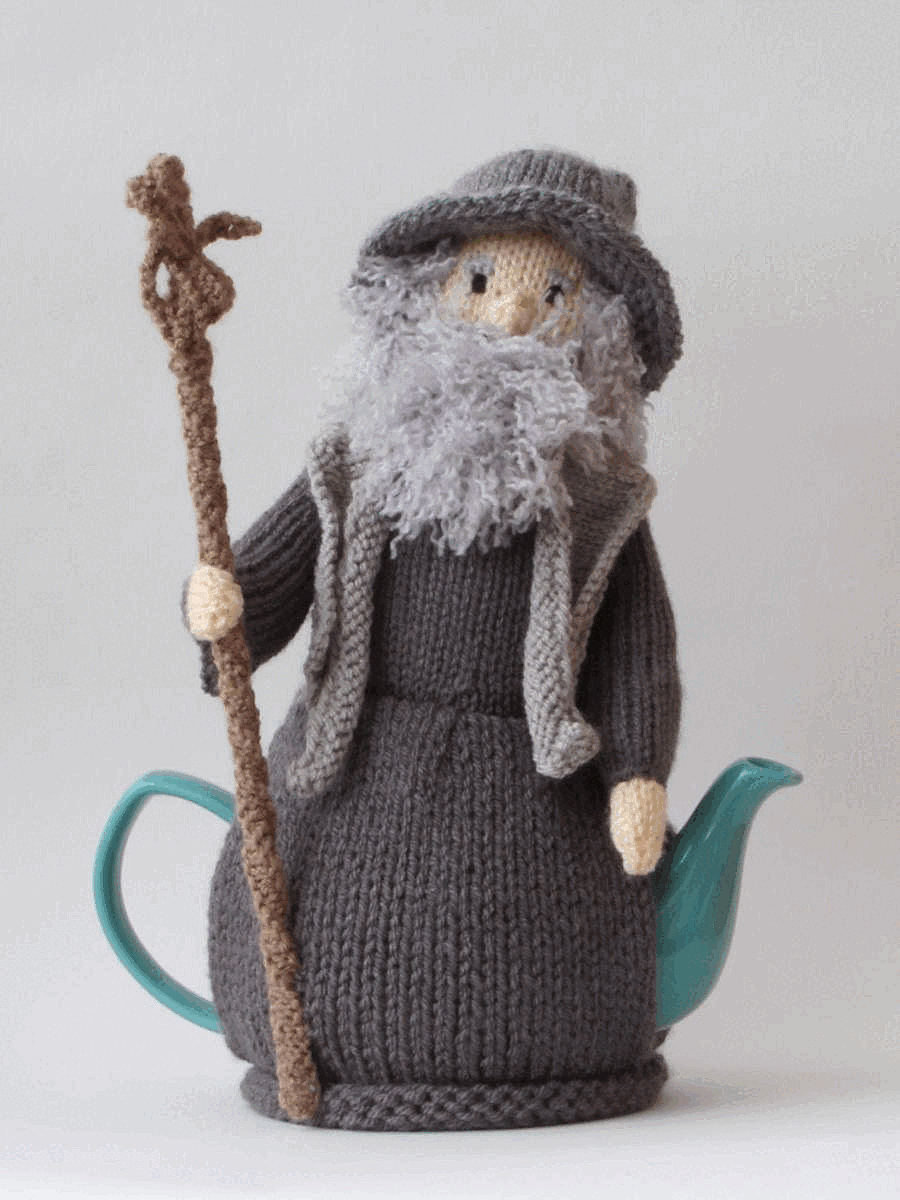 Old Grey Wizard tea cosy knitting pattern